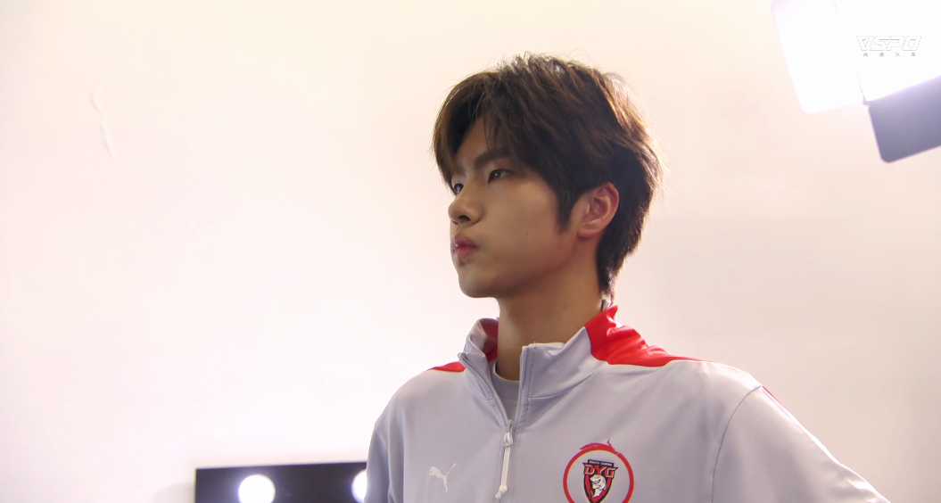 猪哼指出钎城问题！E星3-1DYG：小星说出目标，坦然评价AK47组合-王者荣耀官方网站-腾讯游戏