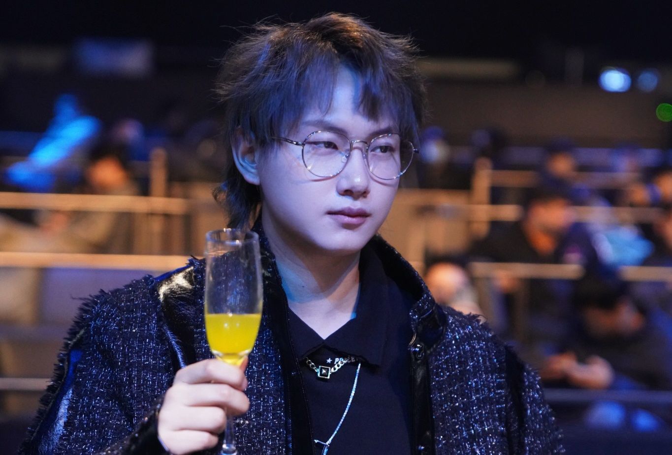 Fly梦想是荣耀比身高高！RW北伐开始即灭，ES保底六强-王者荣耀官方网站-腾讯游戏