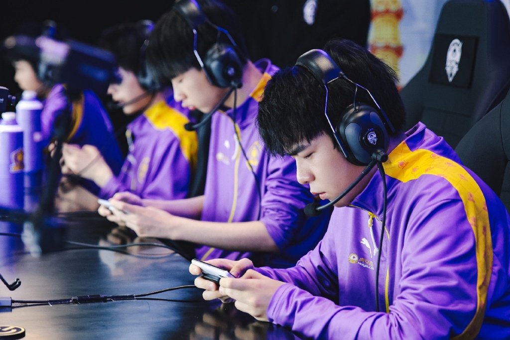 Hero零封DYG送对手打卡位赛，四连败终结，生死之战成功觉醒-王者荣耀官方网站-腾讯游戏