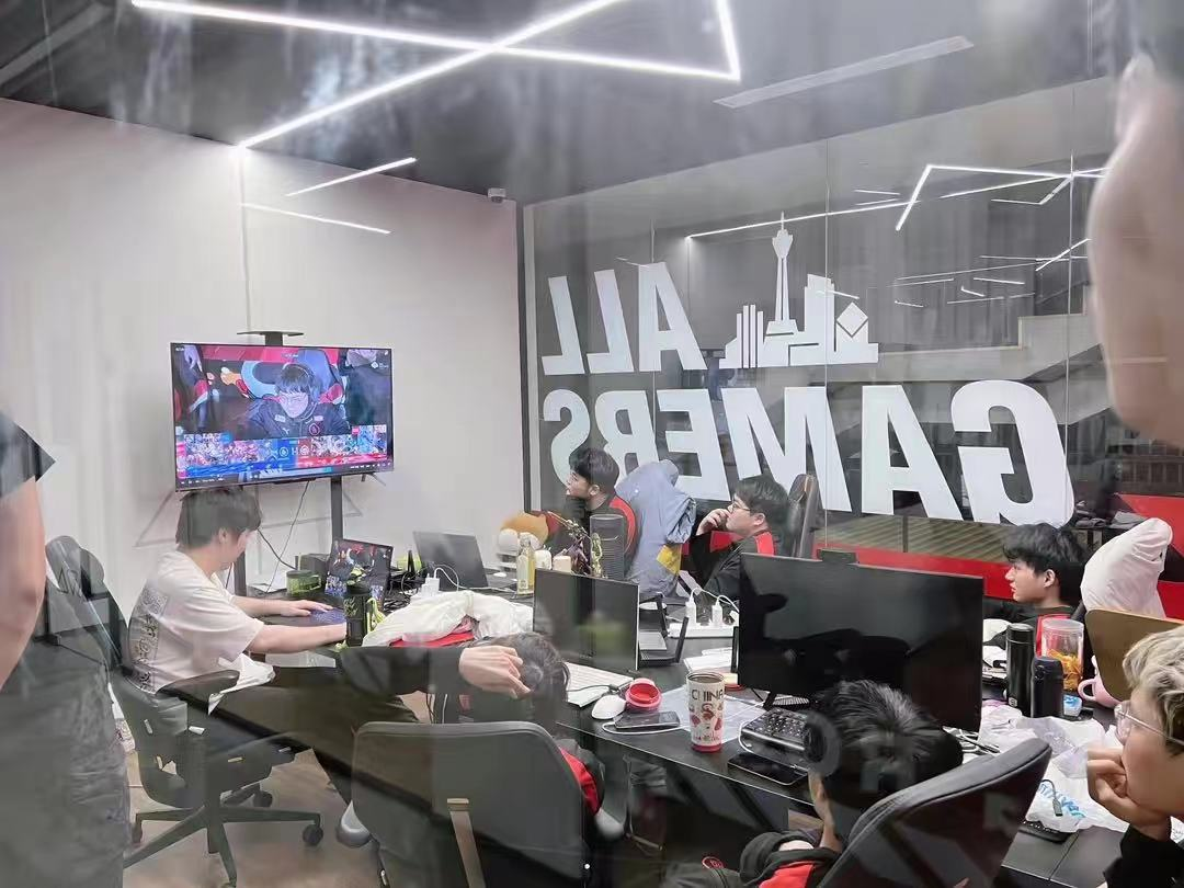 AG与KSG成为难兄难弟，首局纷纷失利。收官之战又成为焦点话题。-王者荣耀官方网站-腾讯游戏