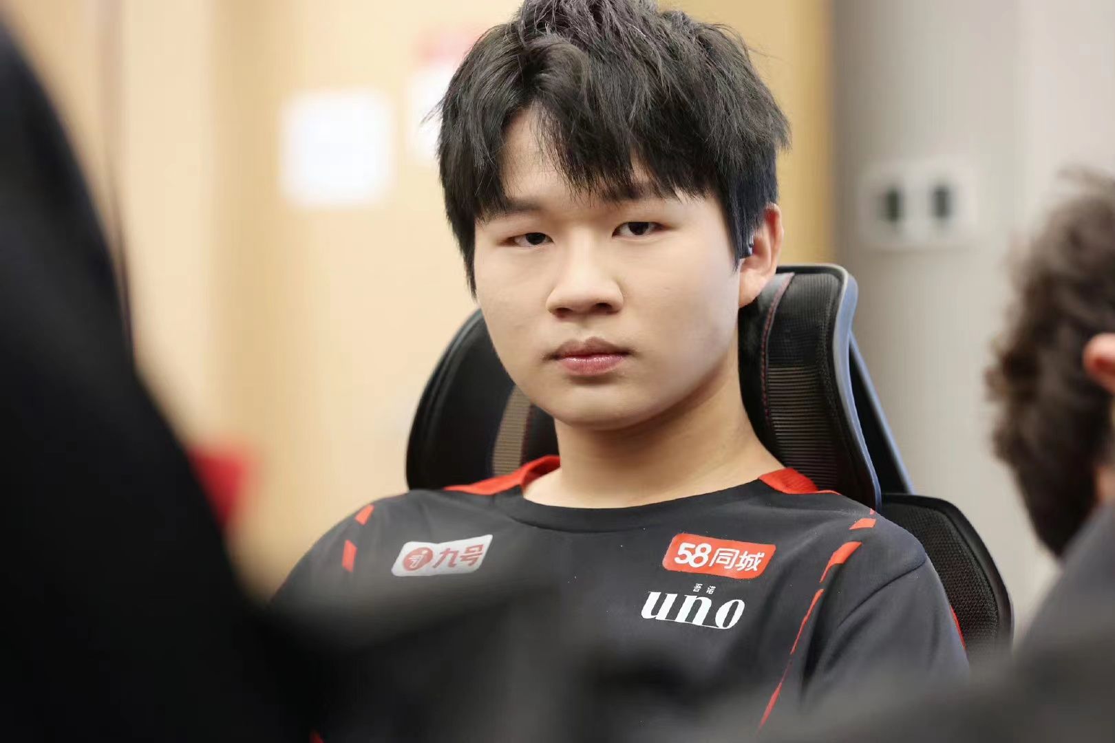 AG官博炸裂了！不敌eStar错失“保S”良机，Bao教练和极光被吐槽-王者荣耀官方网站-腾讯游戏