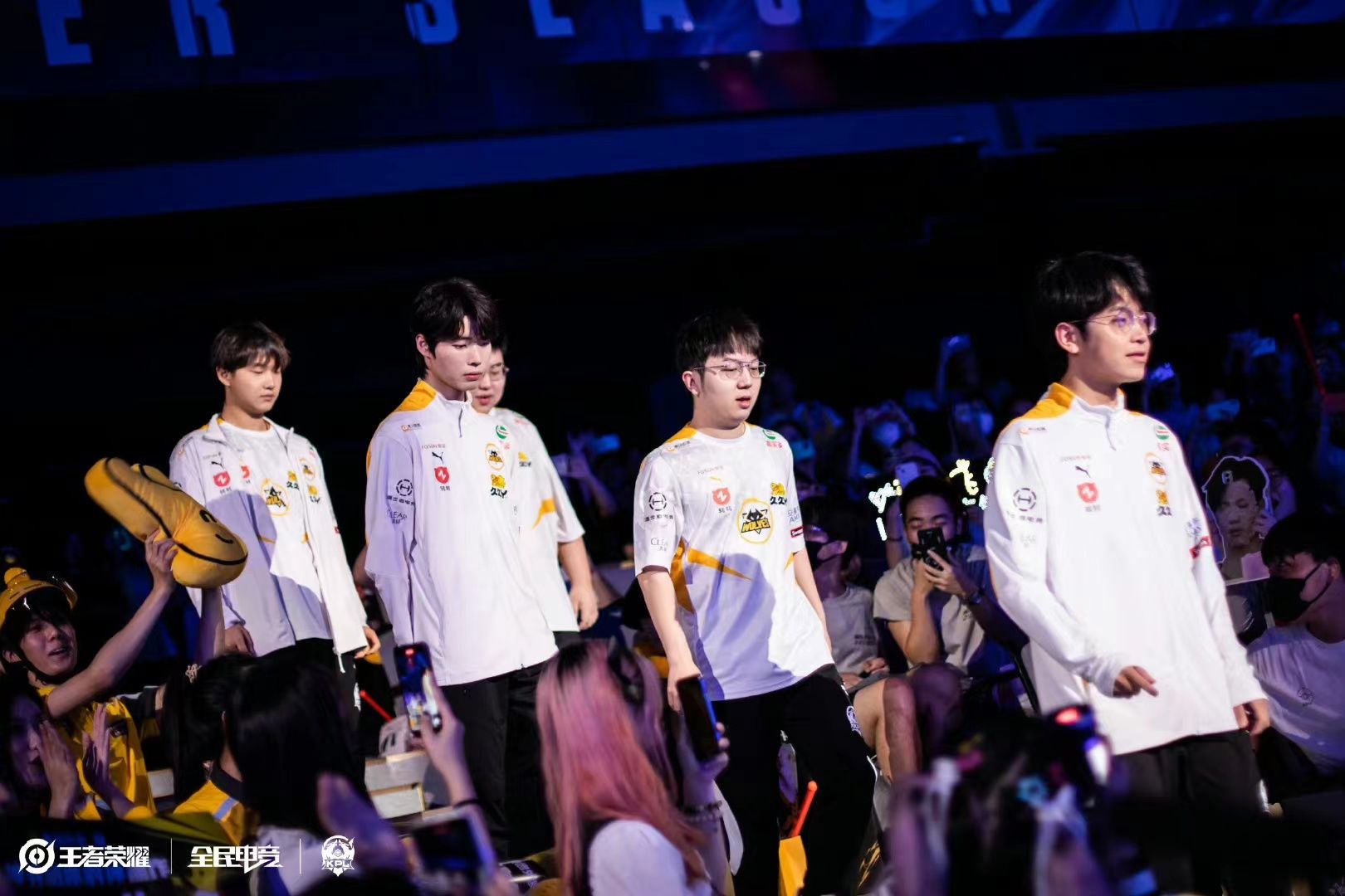 eStar1-3狼队：S组彻底乱了，AG仍有希望进胜者组，WB已超越eStar-王者荣耀官方网站-腾讯游戏