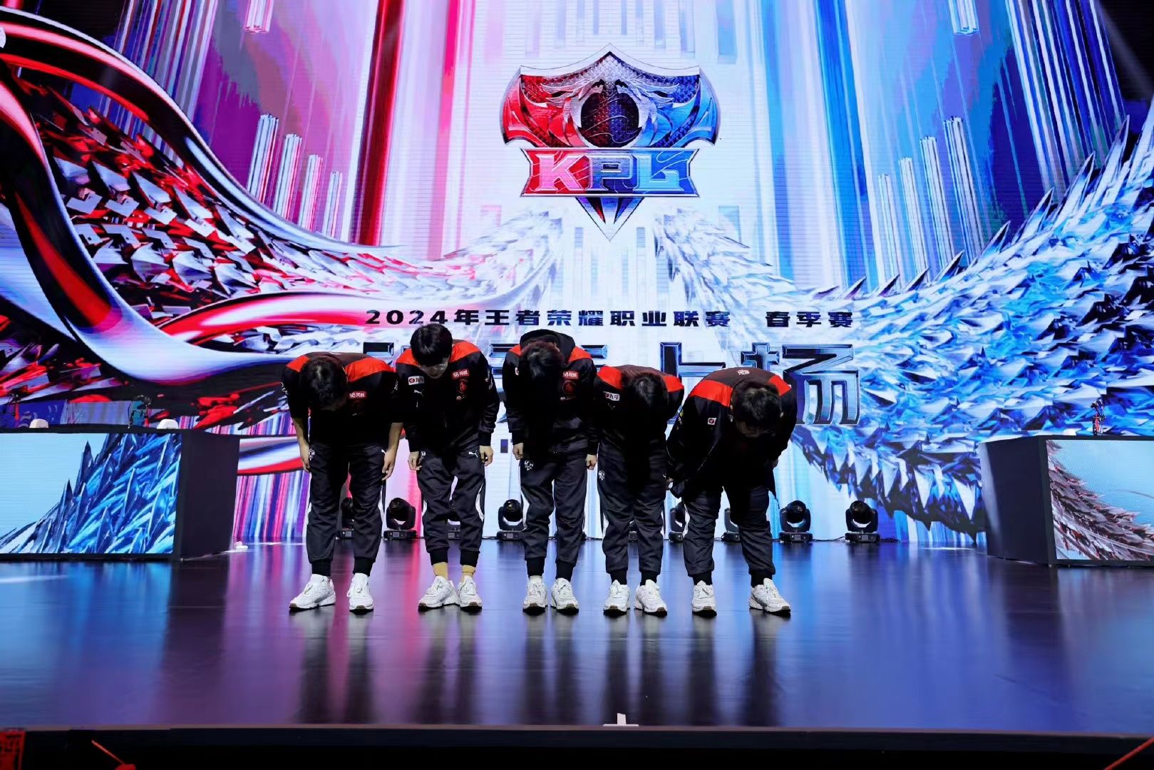 AG3-0横扫Hero，3连胜稳进S组，属于AG的时代又来了-王者荣耀官方网站-腾讯游戏