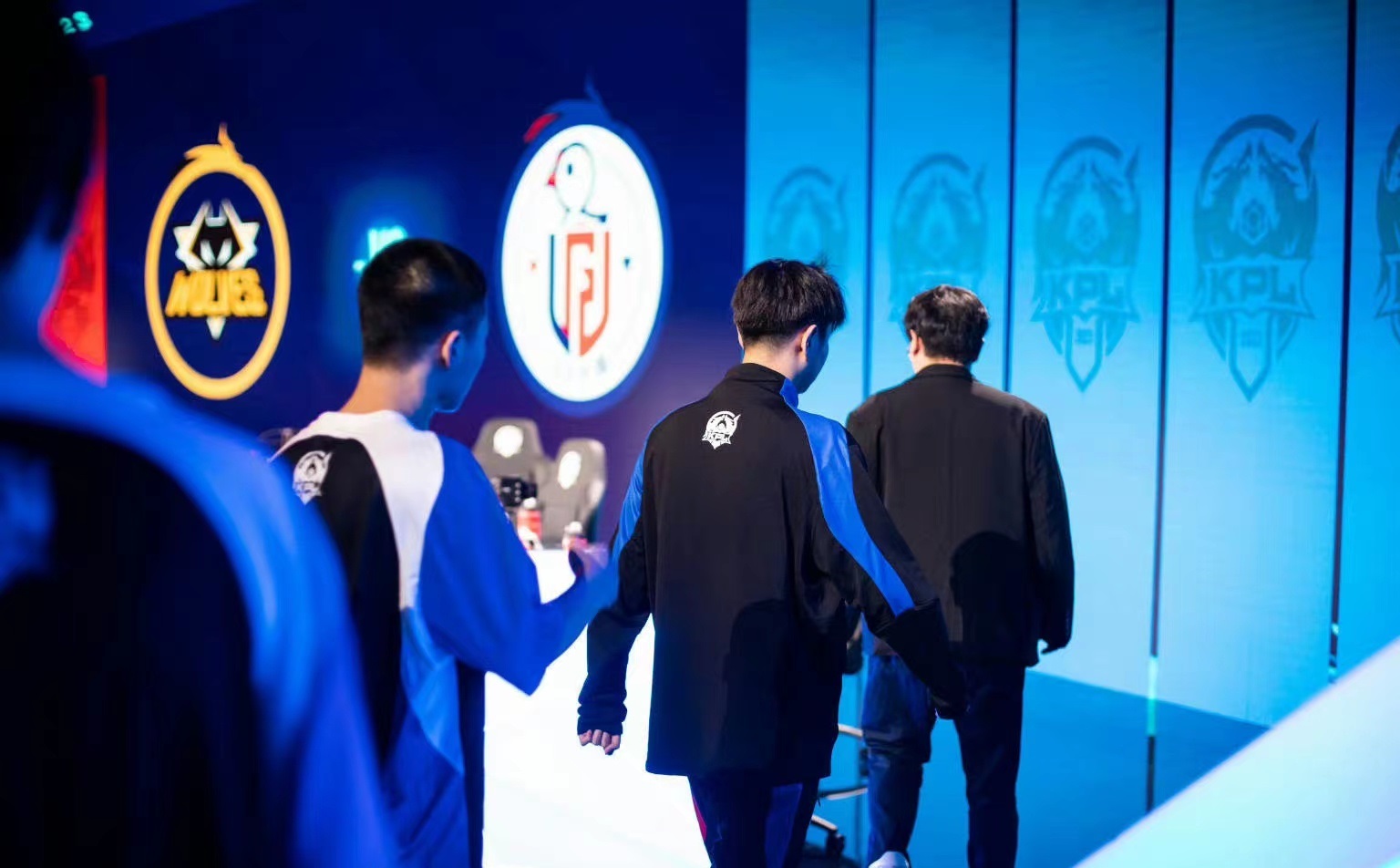 LGD1-3WB，Cat自责身体差拖后退，张角发文：别瞎喷选手，我全责-王者荣耀官方网站-腾讯游戏